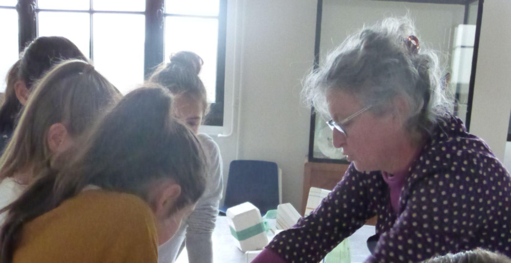 "Cool ta boule avec Anne Merlet", atelier au Musée National Adrien ...